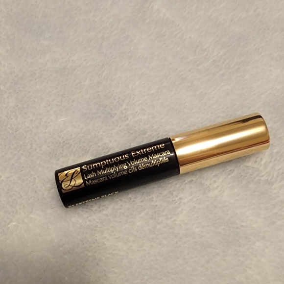 Estee Lauder | Makeup | 525 Mini Estee Lauder Sumptuous Extreme Mascara ...